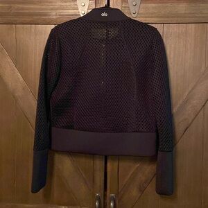 ALO Yoga | Jackets & Coats | Alo Yoga Shell Jacket | Poshmark